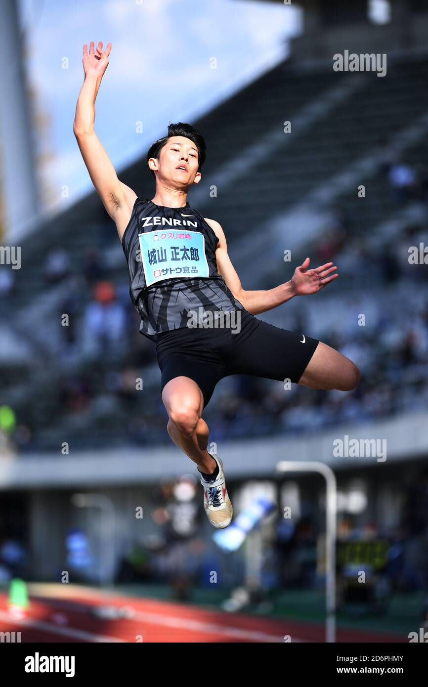 Ishin Me-Life Stadium, Yamaguchi, Japan. 18th Oct, 2020. Shotaro ...