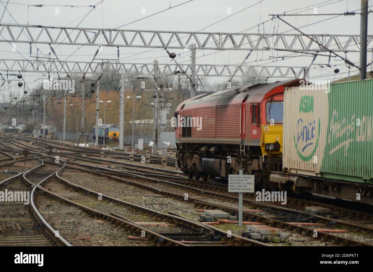 Nmt train hi-res stock photography and images - Alamy