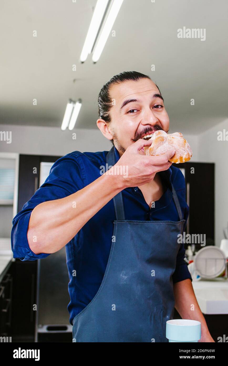 Mexican man eat food hi-res stock photography and images - Alamy