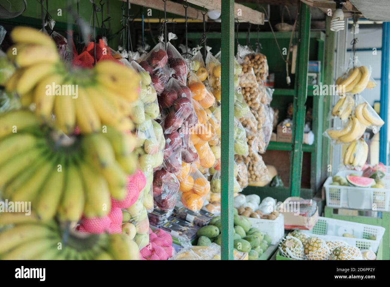 Fresh fruit on display at the fruit shop Stock Photo - Alamy