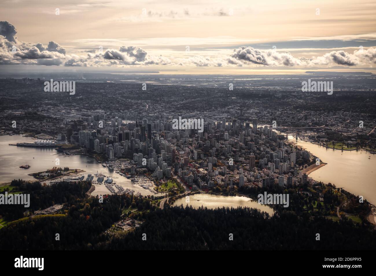 Aerial view of vancouver hi-res stock photography and images - Alamy
