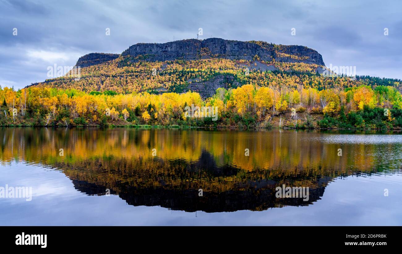 Fall foliage reflection in water hi-res stock photography and images ...