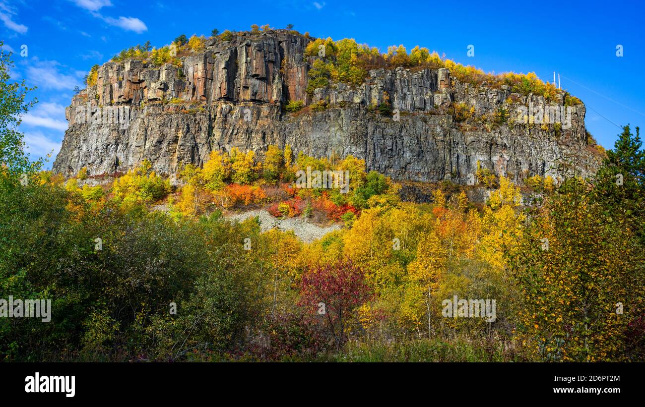Fall foliage color at the Mount McKay lookout Thunder Bay, Ontario ...