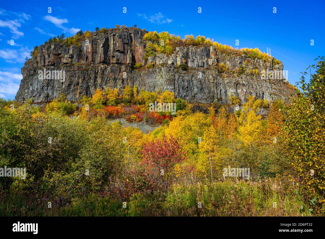 Fall foliage color at the Mount McKay lookout Thunder Bay, Ontario ...
