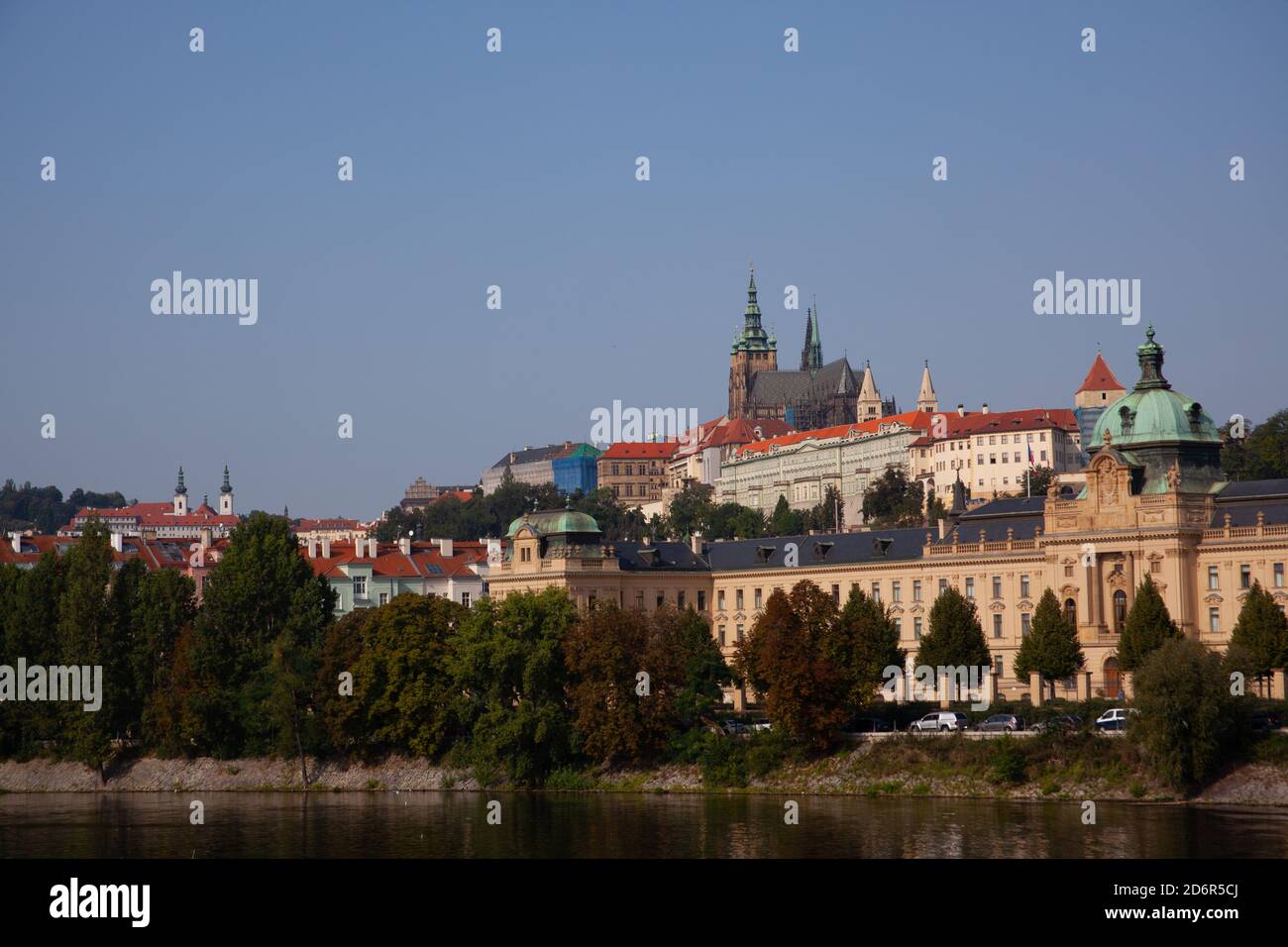 Prague parliament hi-res stock photography and images - Alamy
