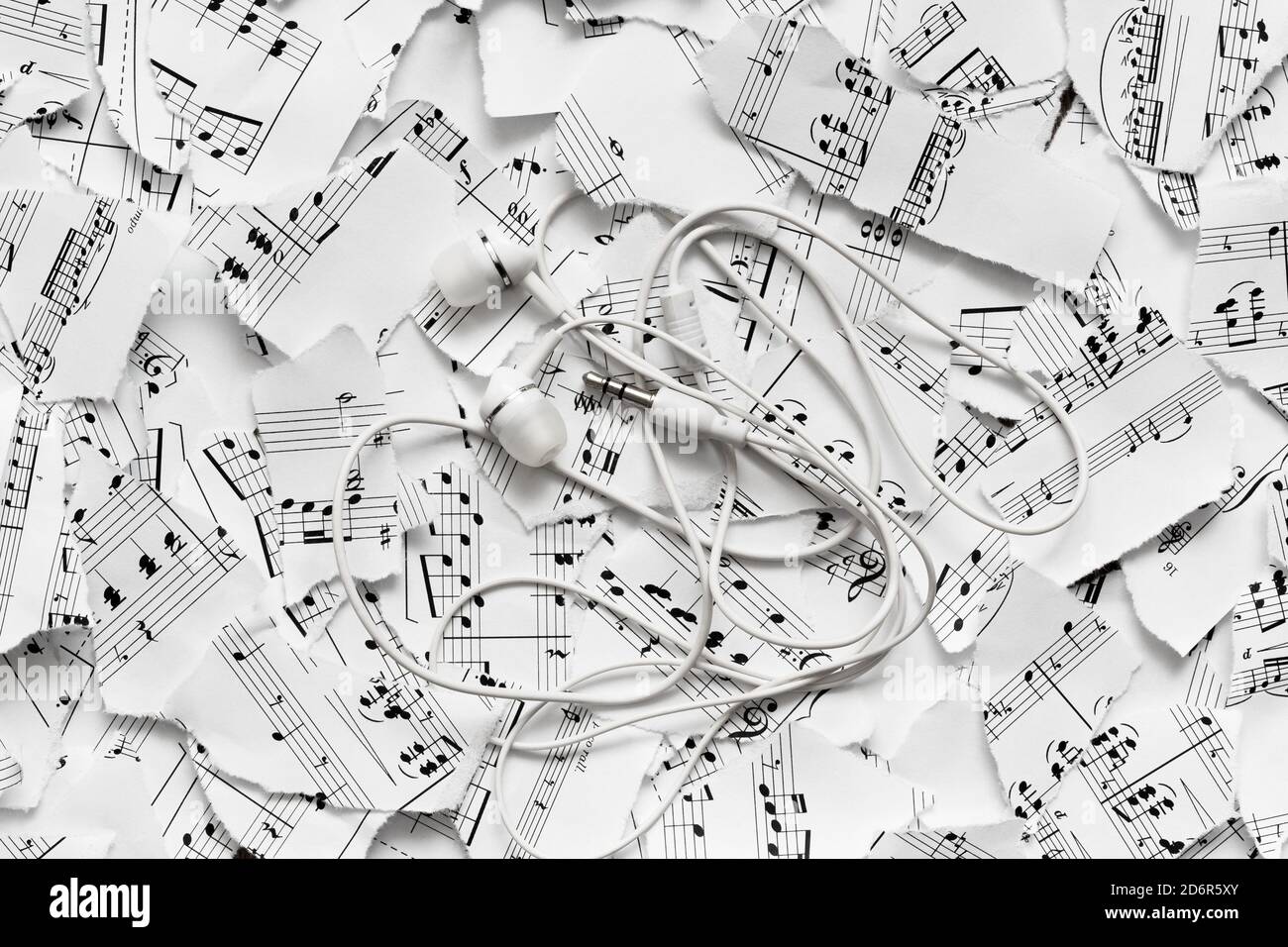 Music note paper hi-res stock photography and images - Alamy