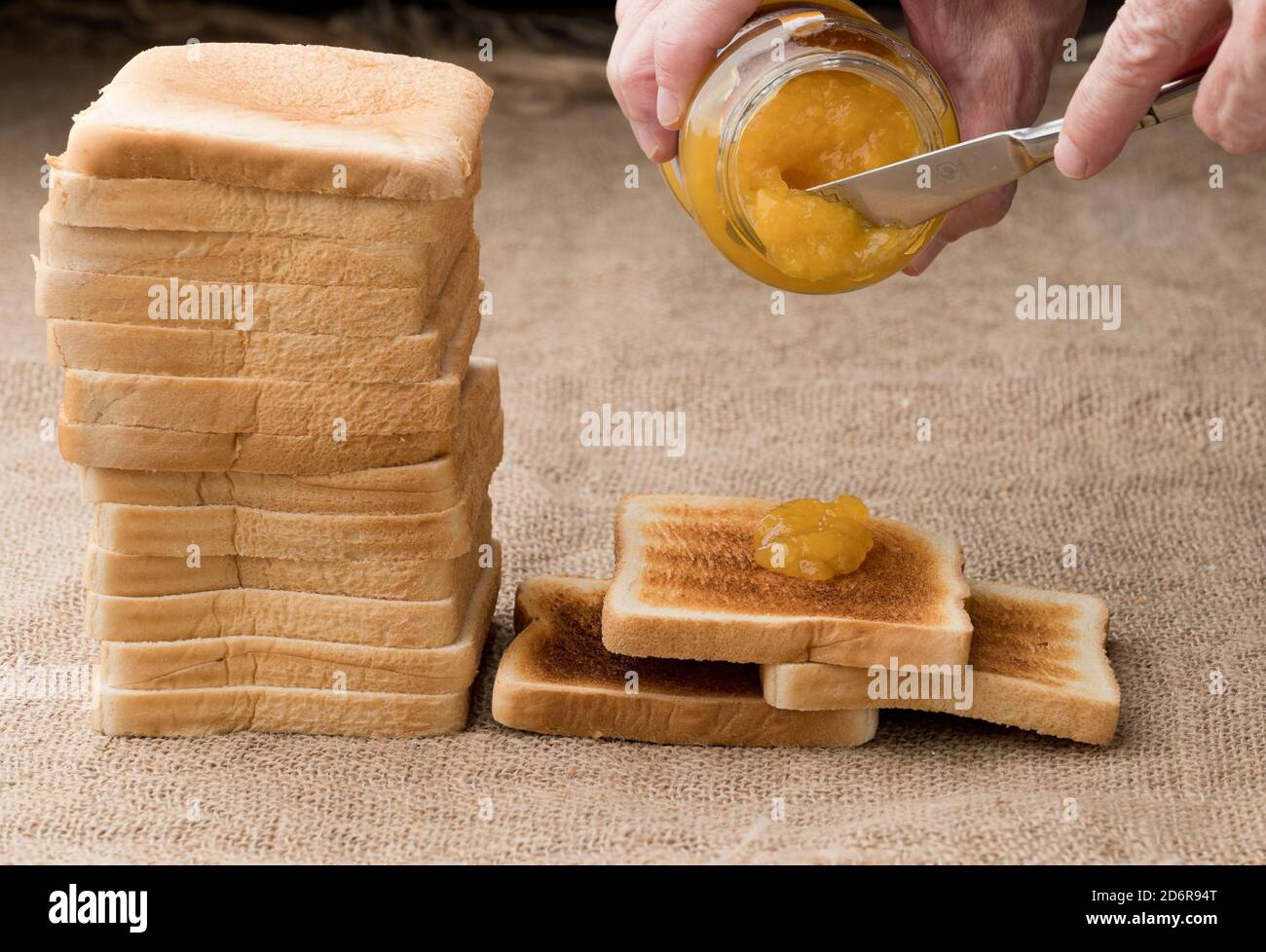Sliced bread machine 1928 hi-res stock photography and images - Alamy