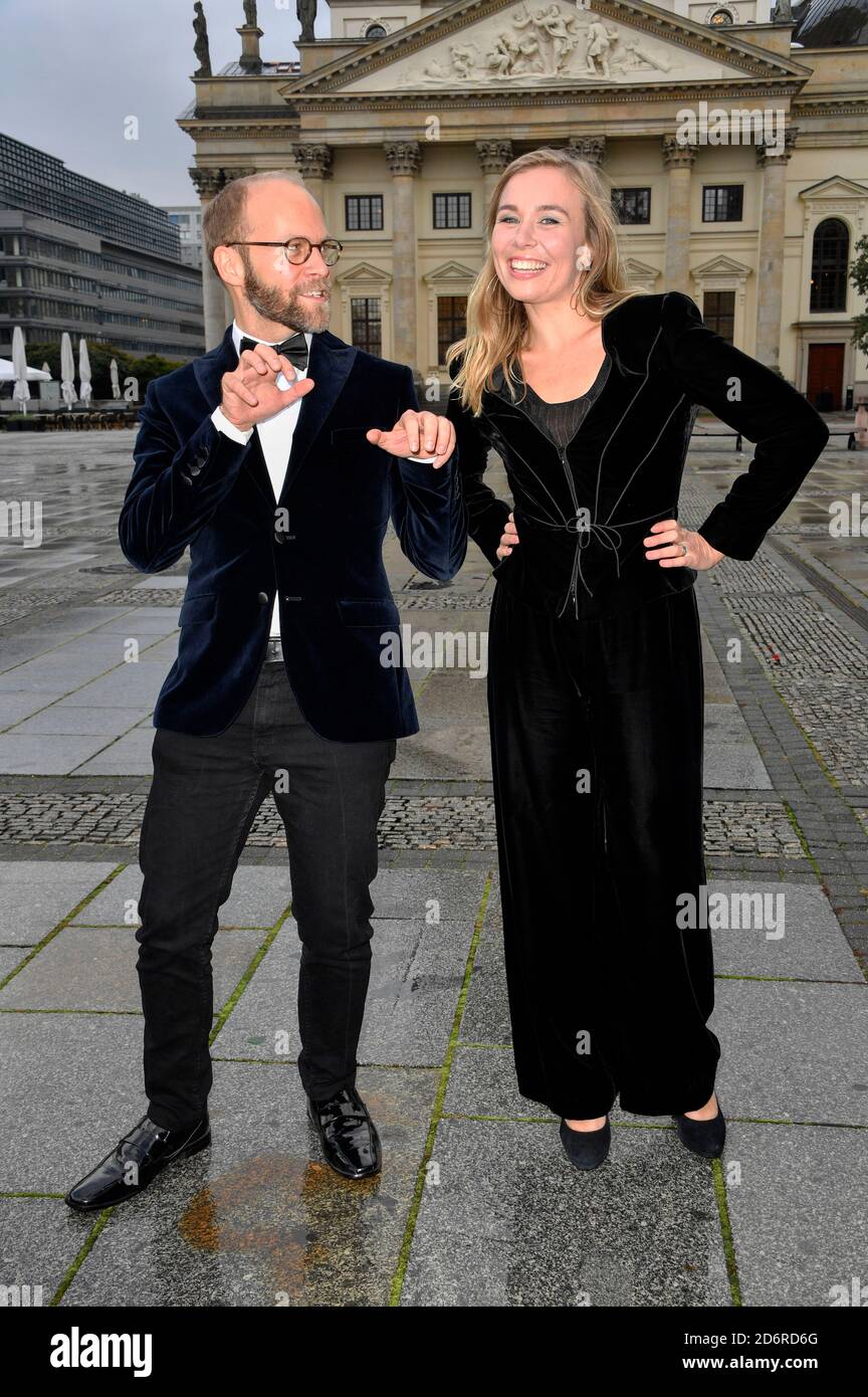 Elsa dreisig hi-res stock photography and images - Alamy