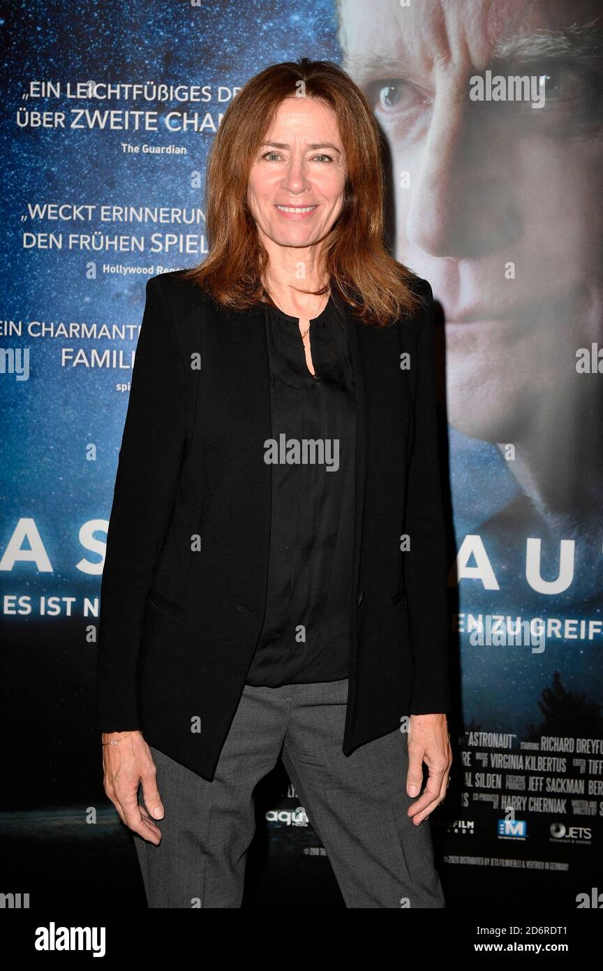 Berlin, Deutschland. 16th Oct, 2020. Shelagh McLeod at the premiere of ...