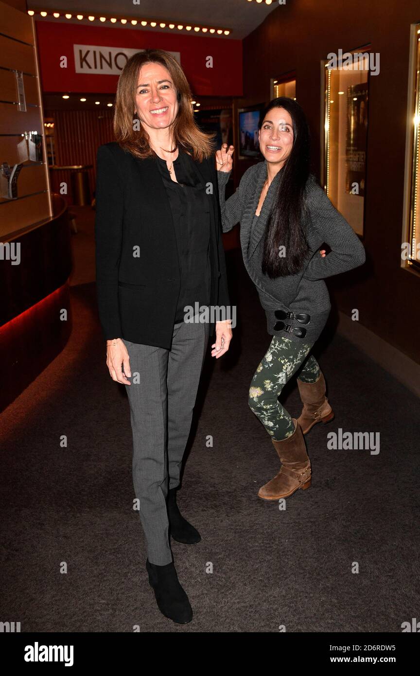 Berlin, Deutschland. 16th Oct, 2020. Shelagh McLeod and Laura ...