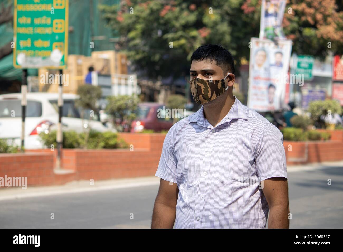 Air pollution mask india hi-res stock photography and images - Alamy
