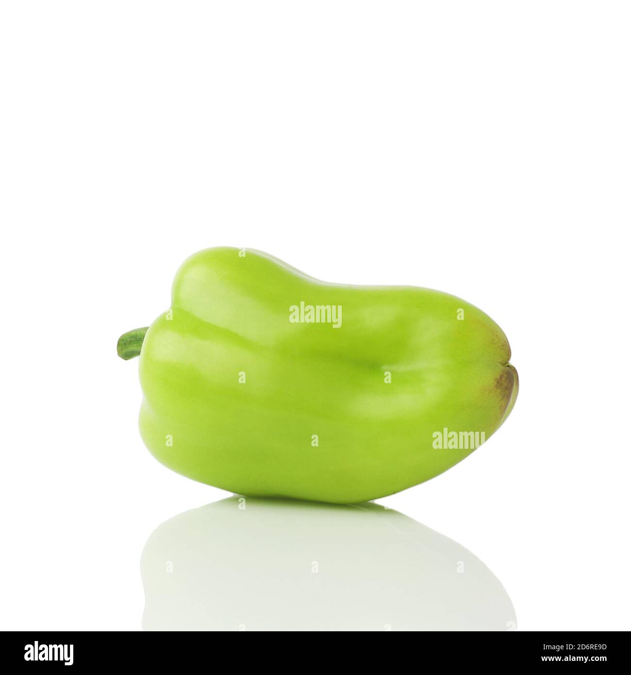 Green bell pepper (sweet, capsicum, paprika) isolated on white ...