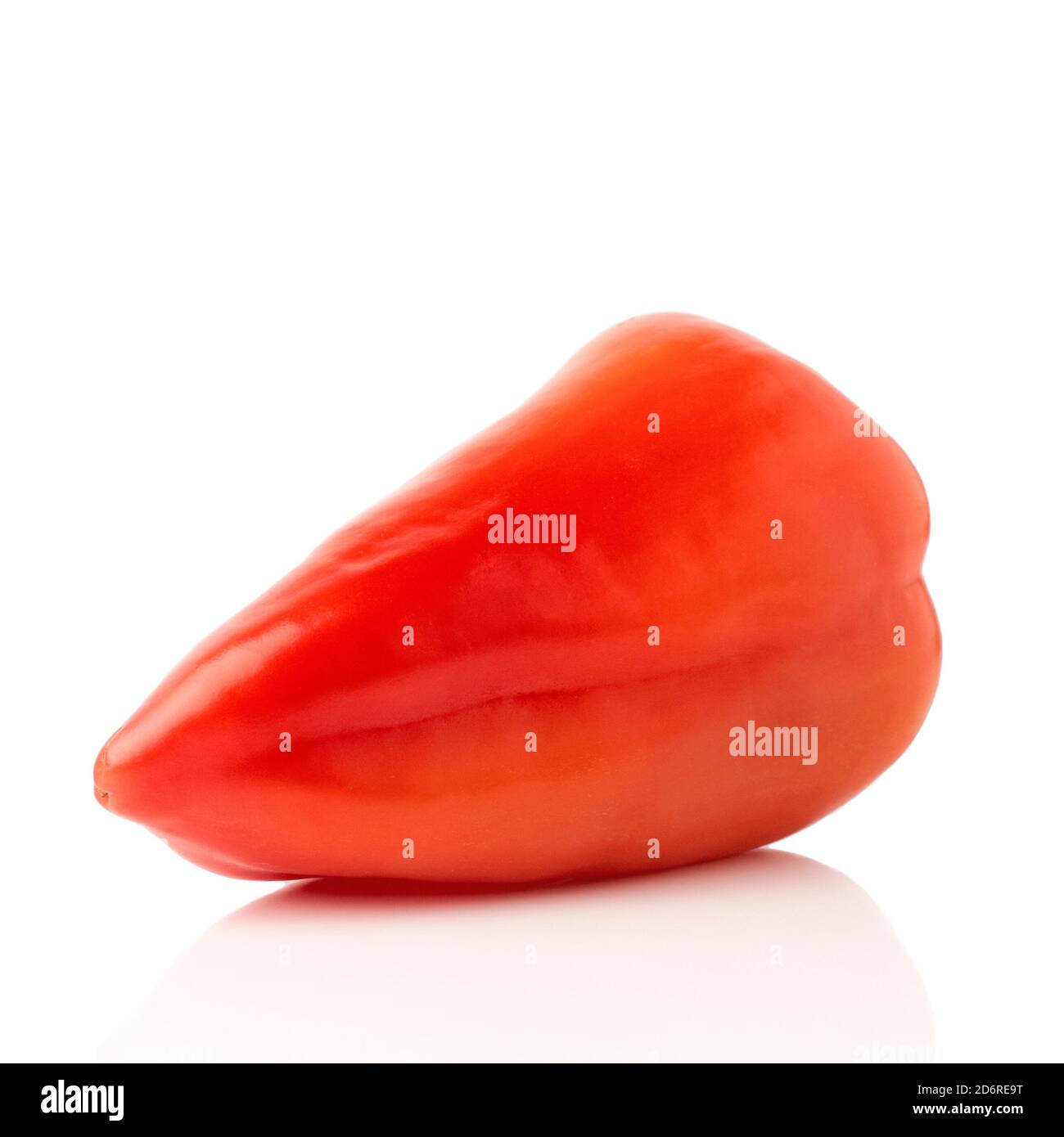 Red bell pepper (sweet, capsicum, paprika) isolated on white background ...