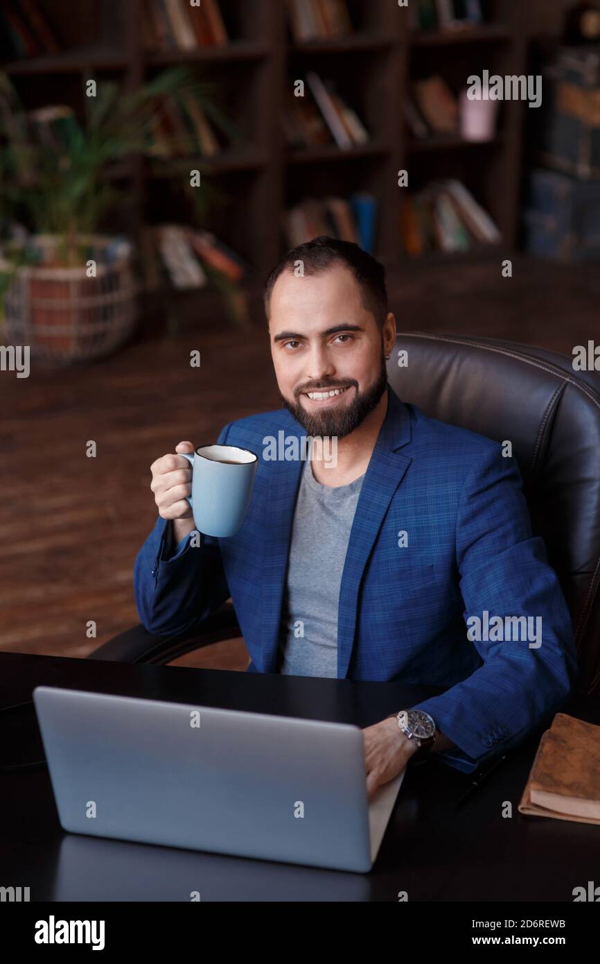 Stressed man in optical hi-res stock photography and images - Alamy