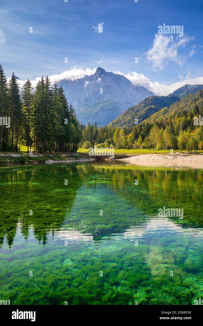 Crystal clear lake hi-res stock photography and images - Alamy