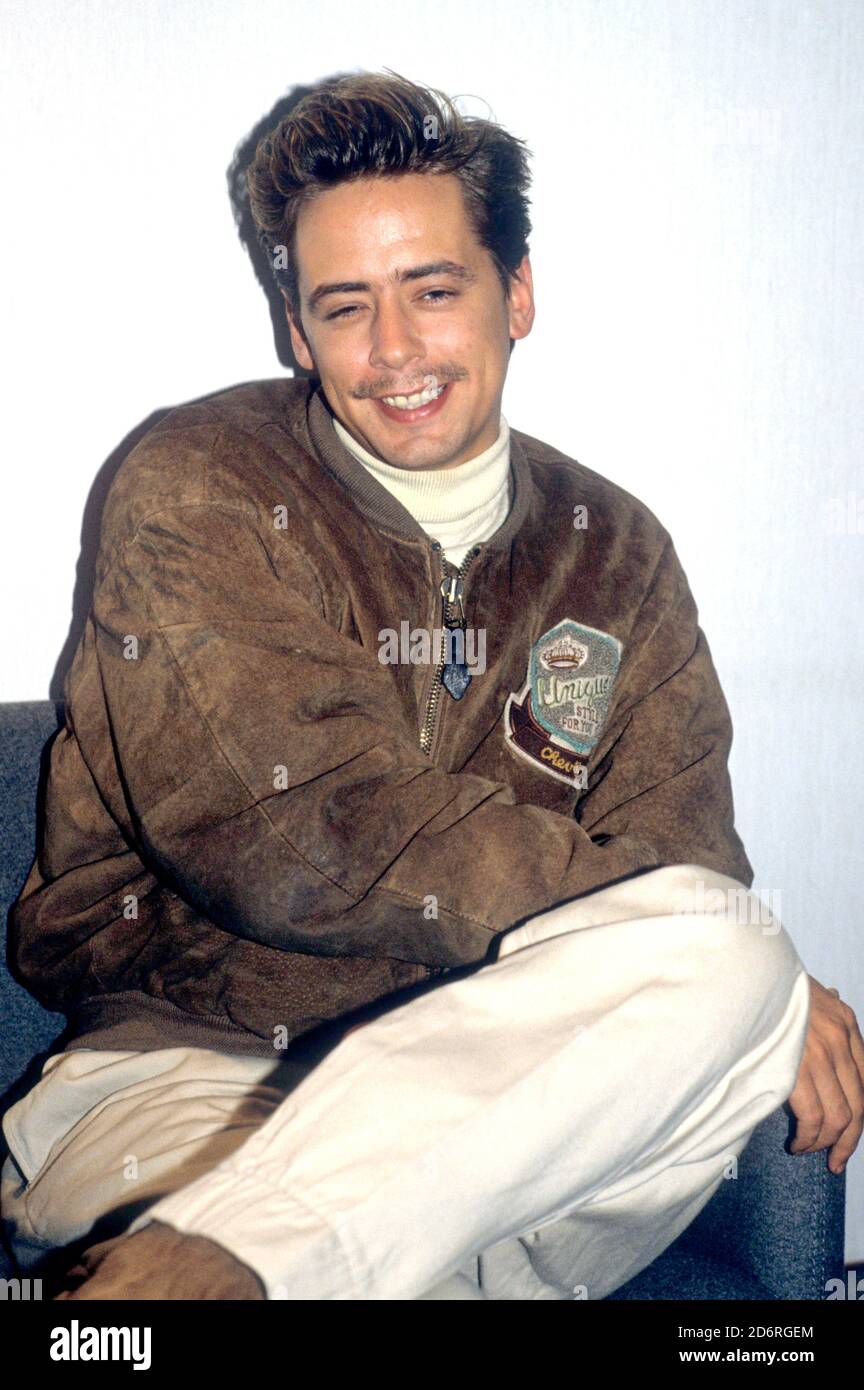 Nick Heyward at a photoshoot at Warner Bros. Records. London, 08/02 ...