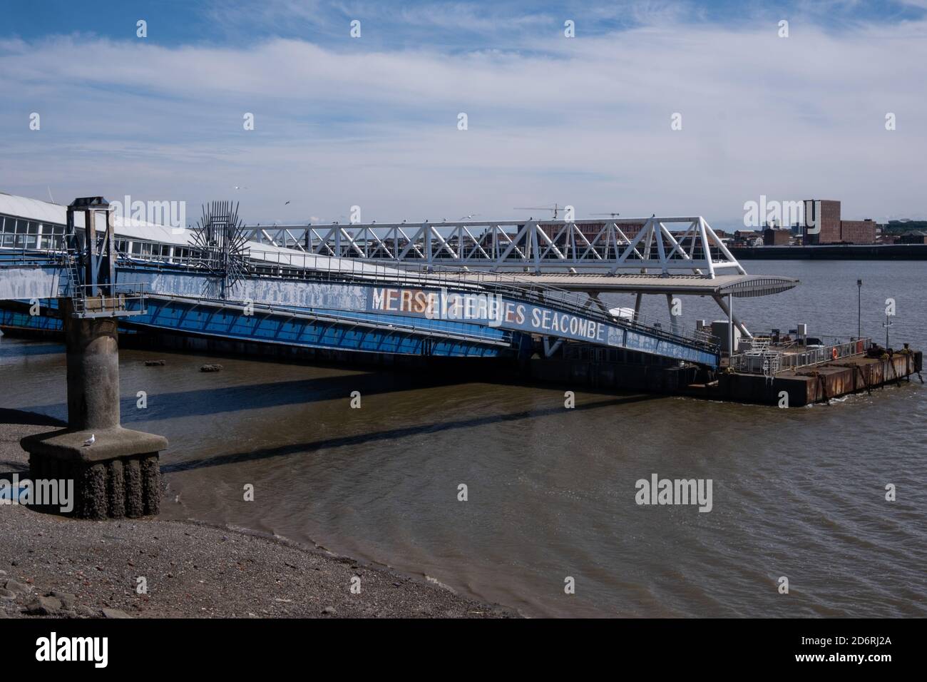 Seacombe ferry hi-res stock photography and images - Alamy