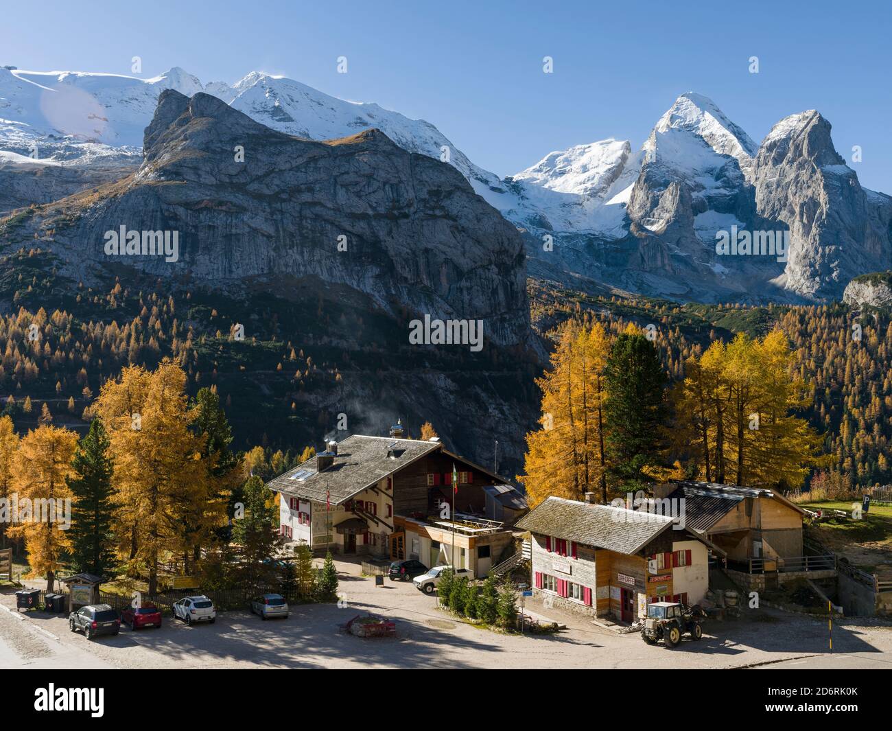 Marmolada - mountain range in the Dolomites, Mount Marmolada und Mount ...