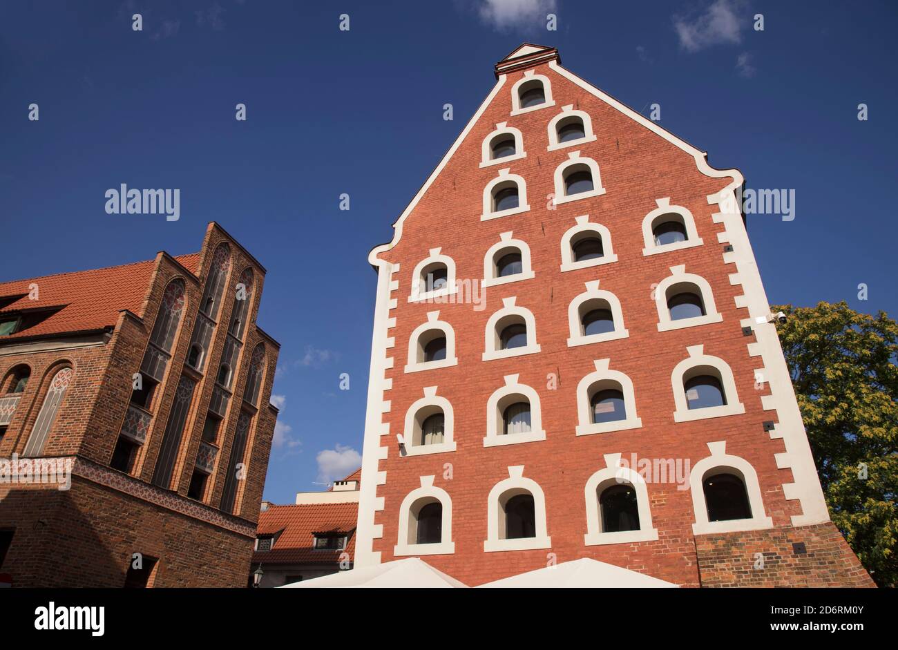 Historic granary building in torun hi-res stock photography and images ...