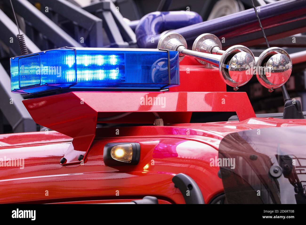 Fire engine horn hi-res stock photography and images - Alamy