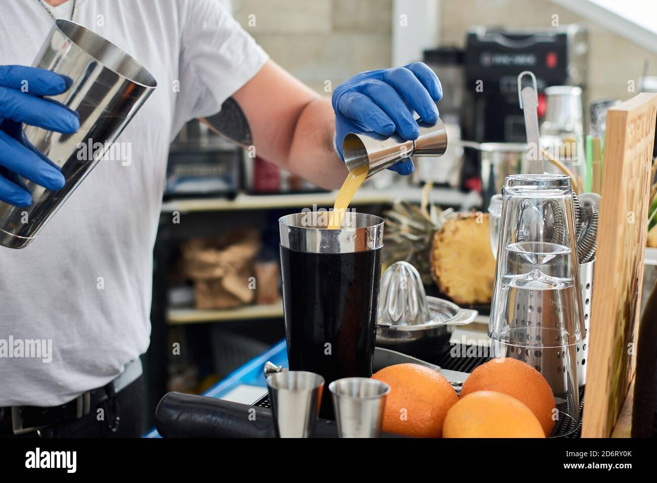 Juice barkeeper hi-res stock photography and images - Alamy