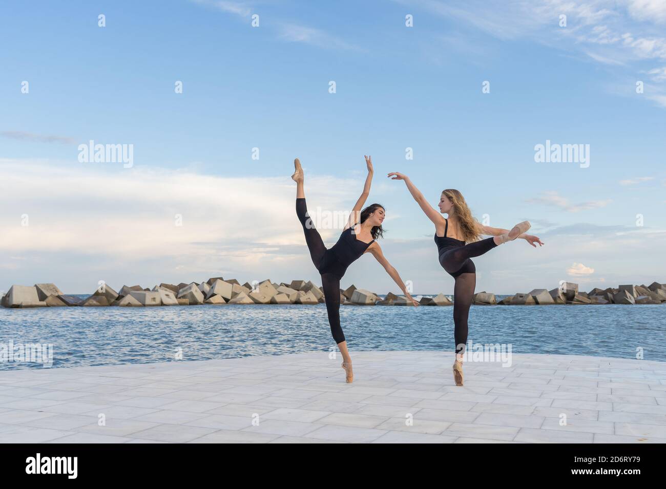 Freedom movements hi-res stock photography and images - Alamy