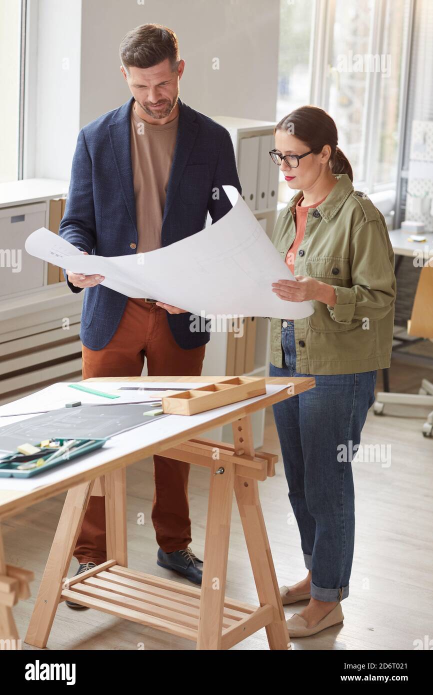 Two architects standing office hi-res stock photography and images - Alamy
