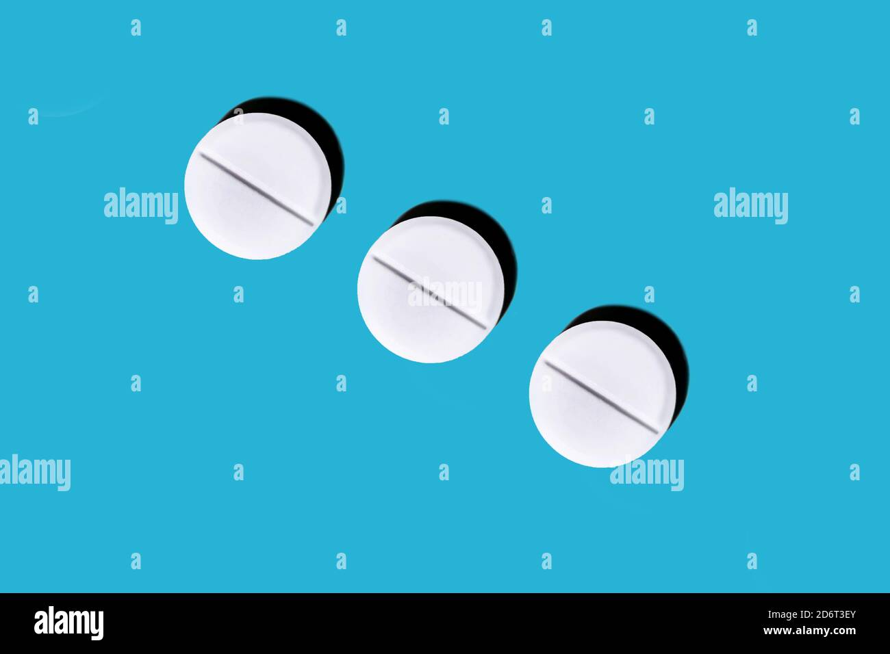 Round effervescent tablets hi-res stock photography and images - Alamy