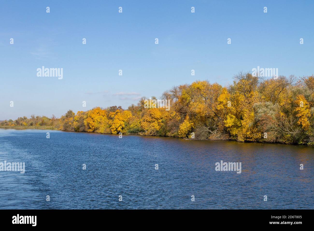 Landscape image large river hi-res stock photography and images - Alamy