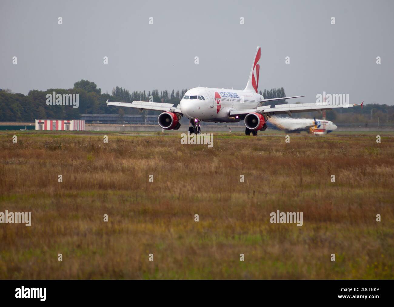 112 aircraft hi-res stock photography and images - Alamy