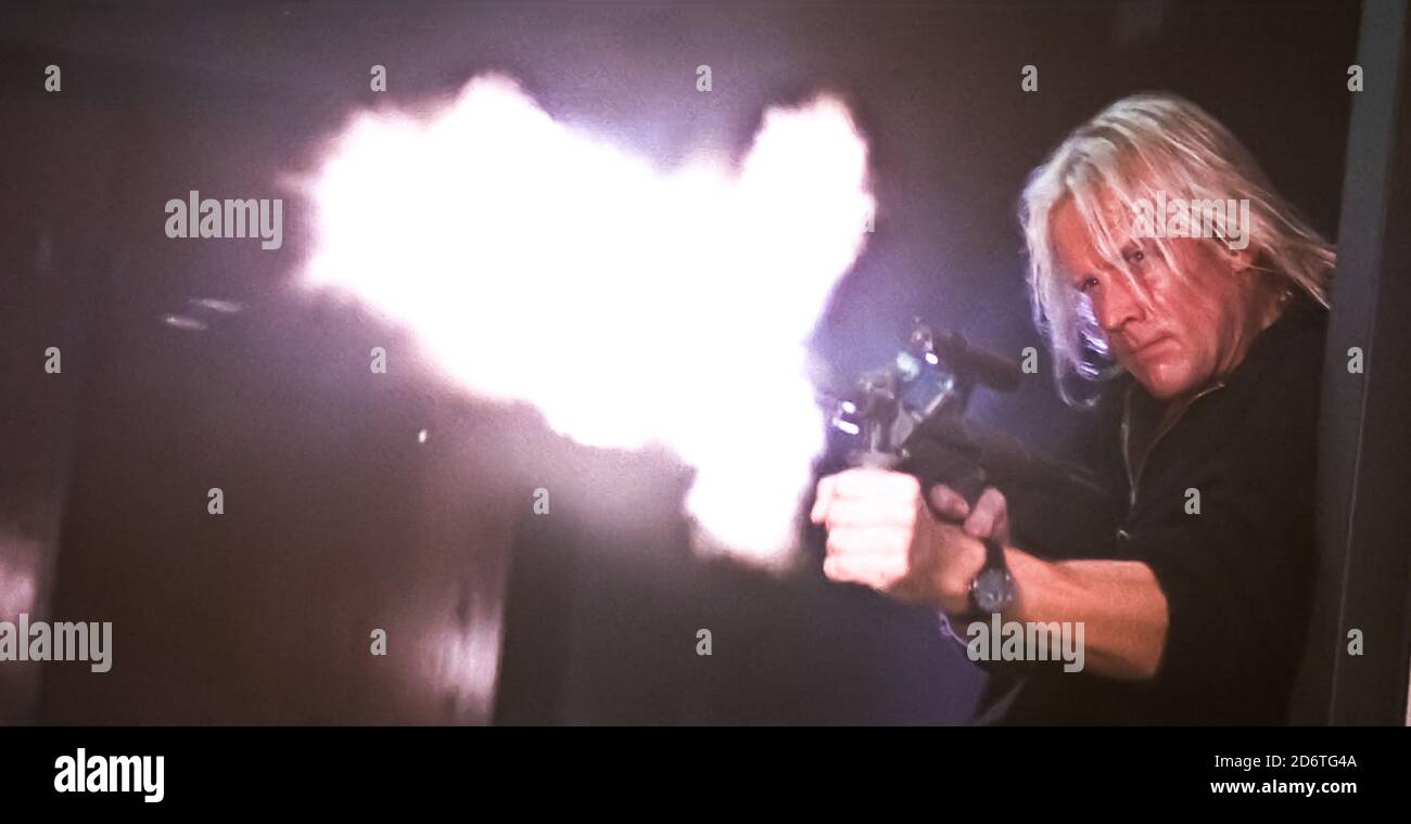 Die hard 1988 christmas hi-res stock photography and images - Alamy