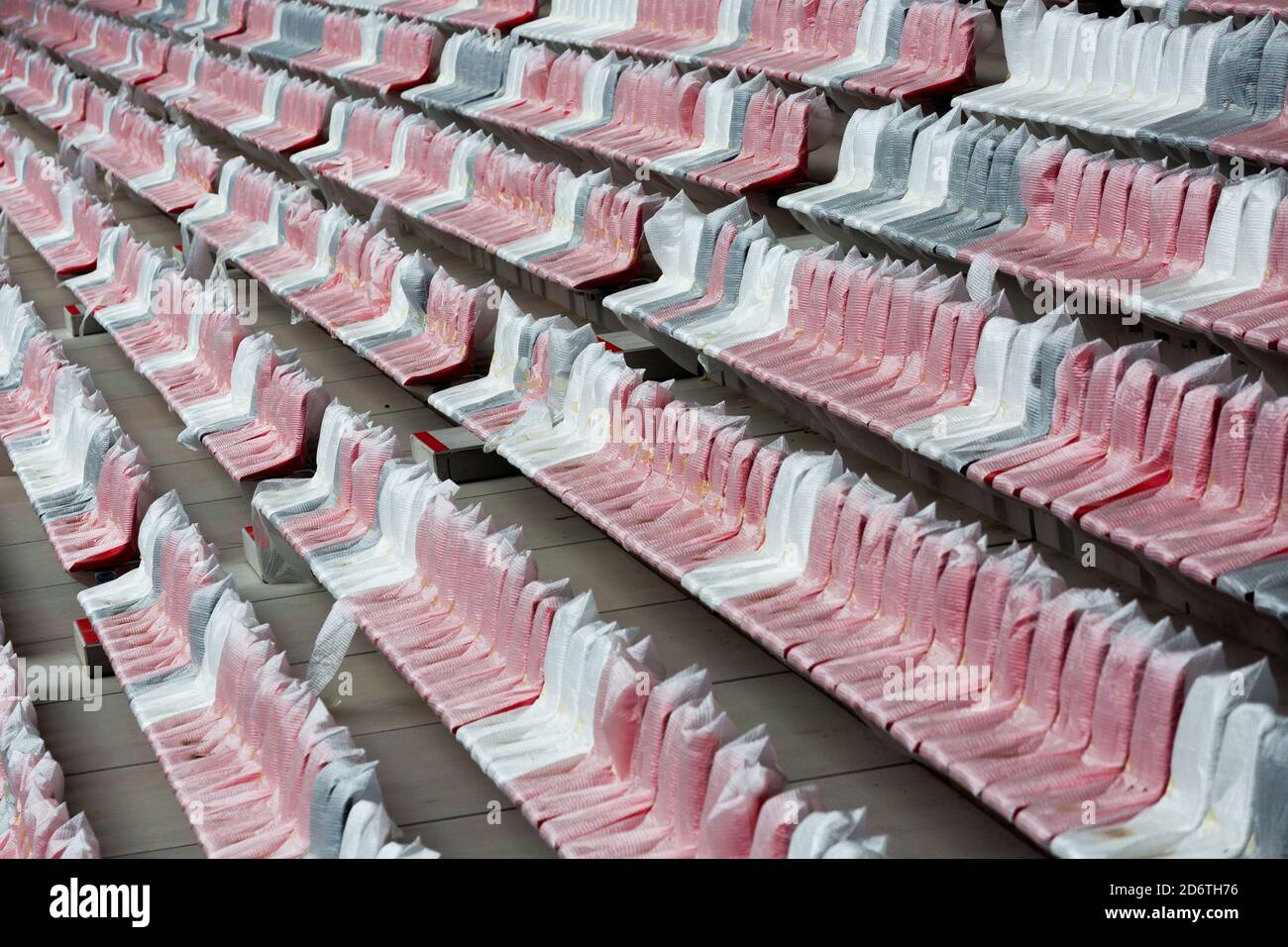 Covered grandstand roof hi-res stock photography and images - Alamy