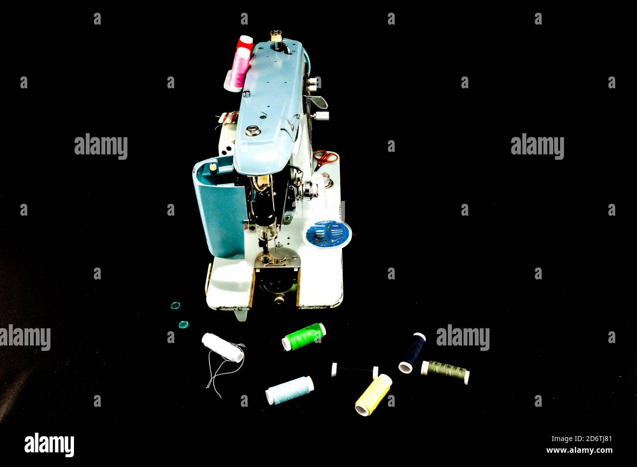 Old Vintage Sewing Machine Stock Photo - Alamy