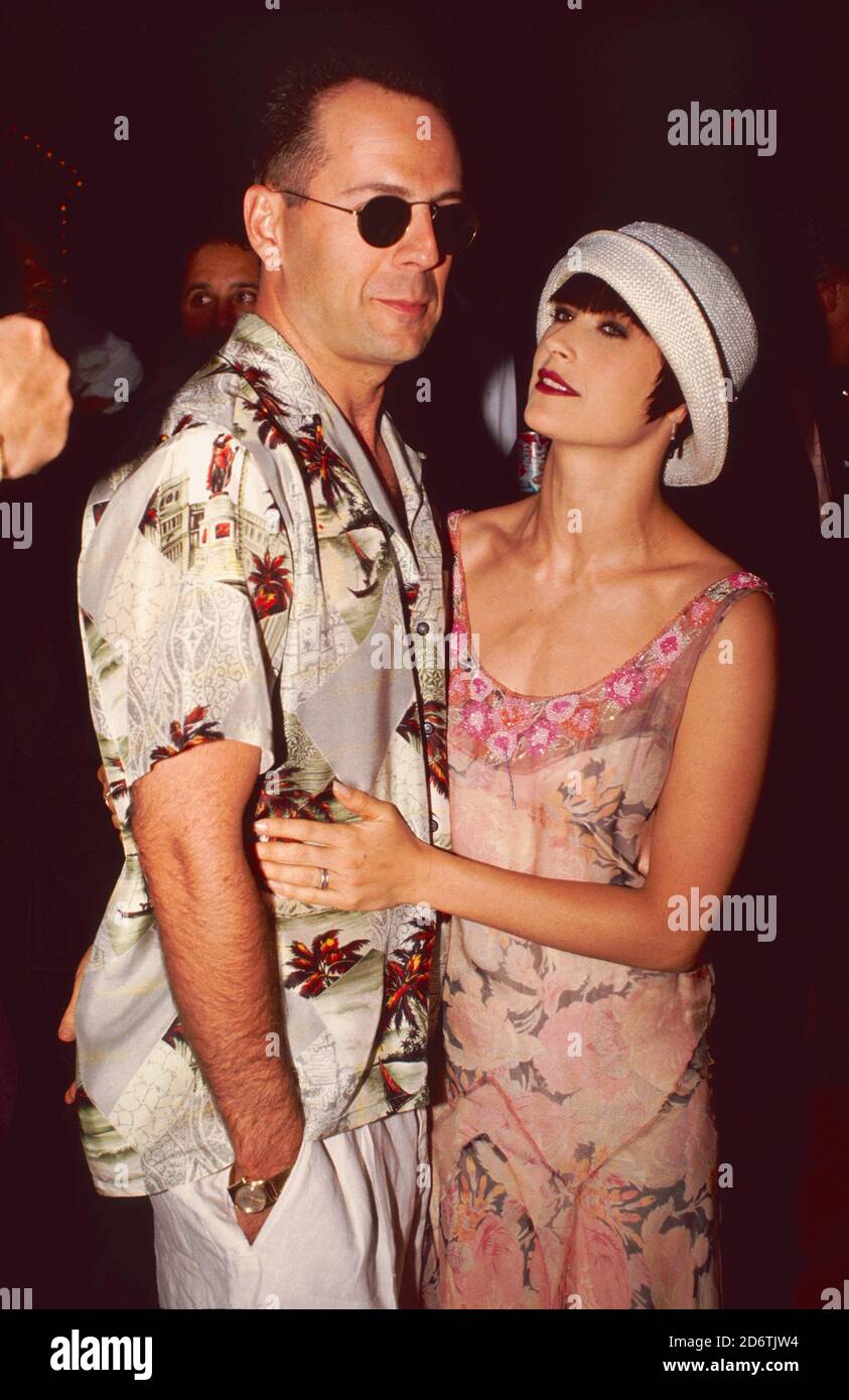 Demi Moore And Bruce Willis 1990 Bruce Willis & Demi Moore 1990 Old