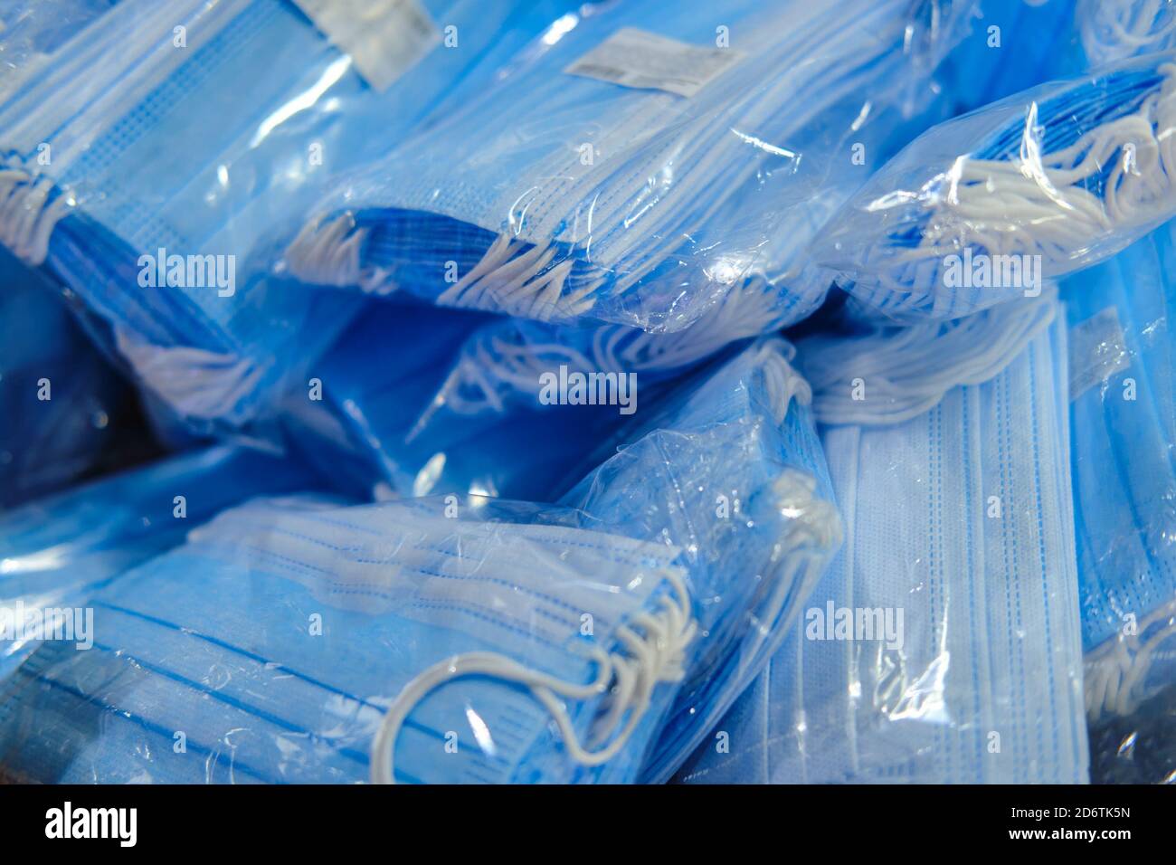 Mask packs hi-res stock photography and images - Alamy