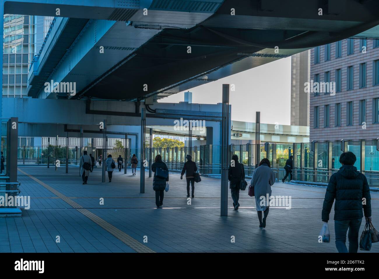 The elevated footbridge at Shiodome district Tokyo Japan Stock Photo ...