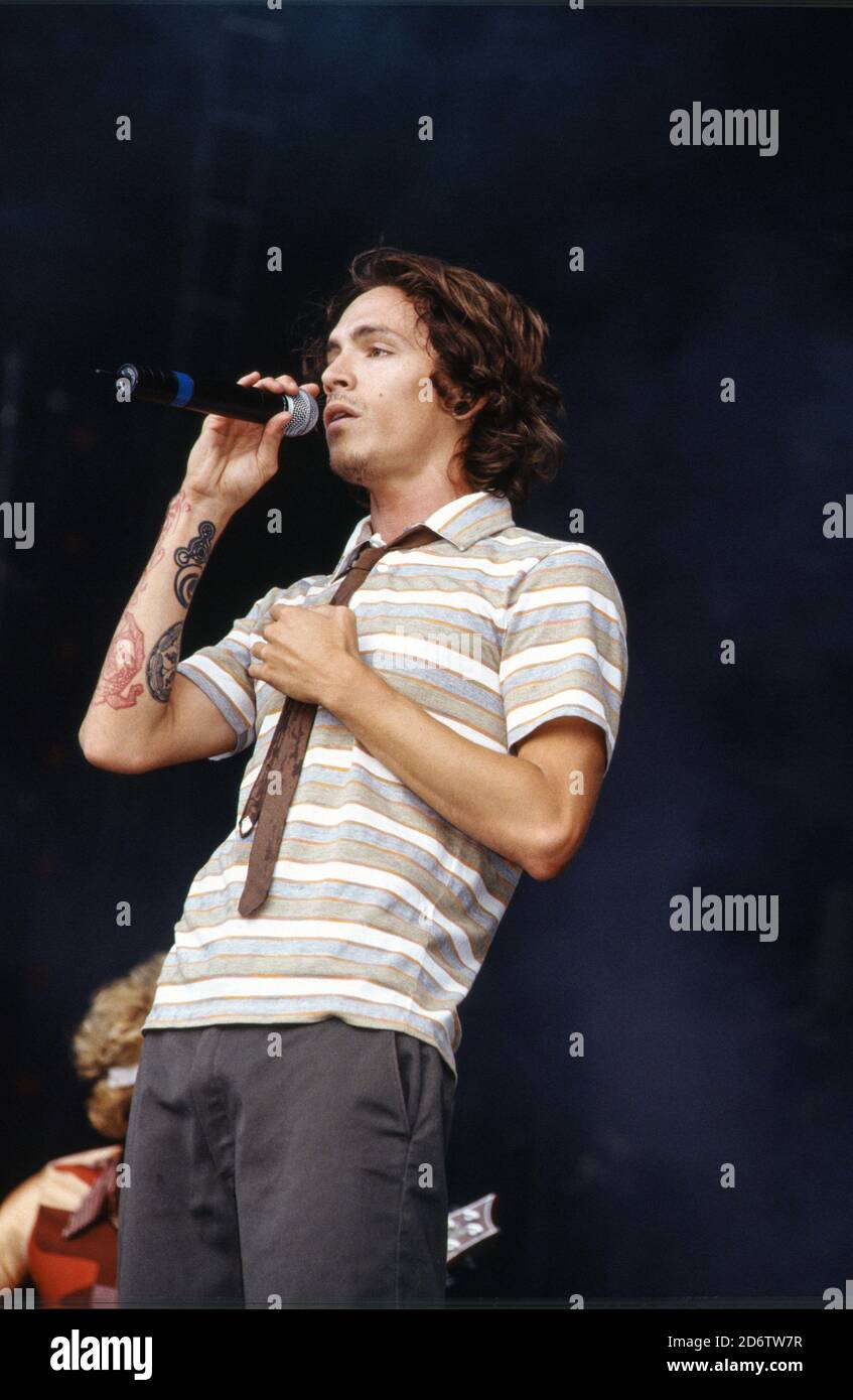 Incubus playing the Reading Festival 2002, Reading , Berkshire, England ...