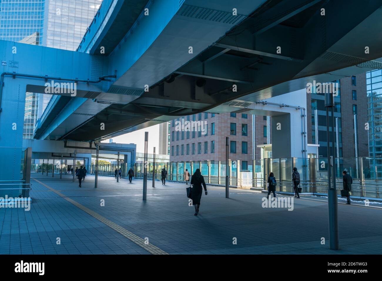 The elevated footbridge at Shiodome district Tokyo Japan Stock Photo ...