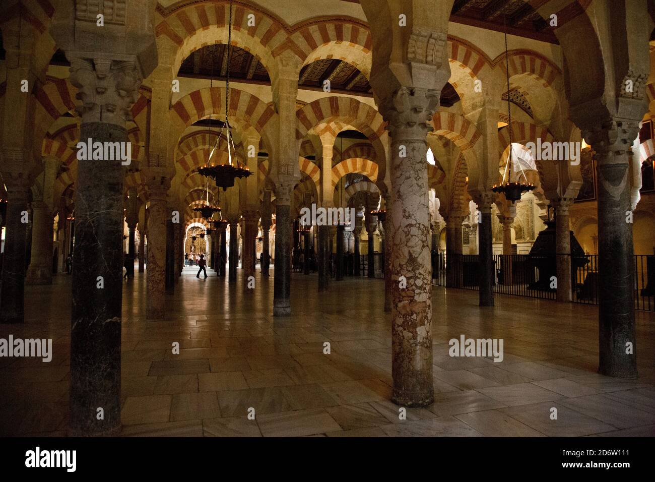 Beige mosque hi-res stock photography and images - Alamy