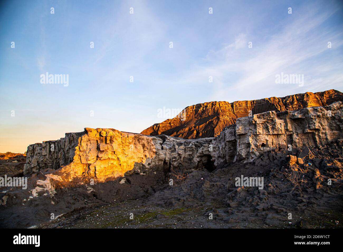 Mountain of coal hi-res stock photography and images - Alamy