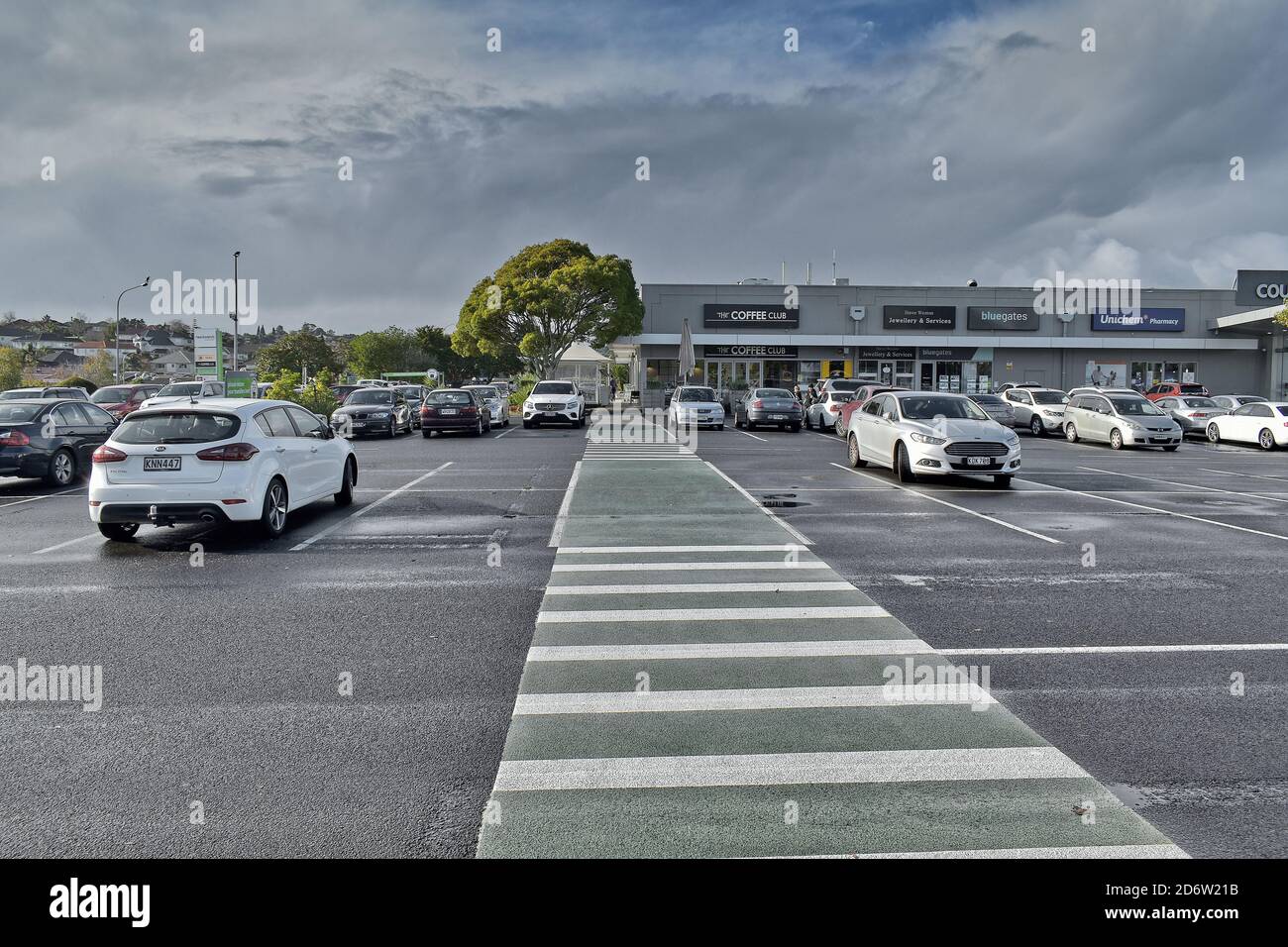 Countdown supermarket new zealand hi-res stock photography and images ...