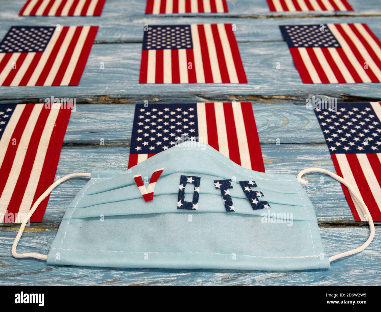American flag mask hi-res stock photography and images - Alamy