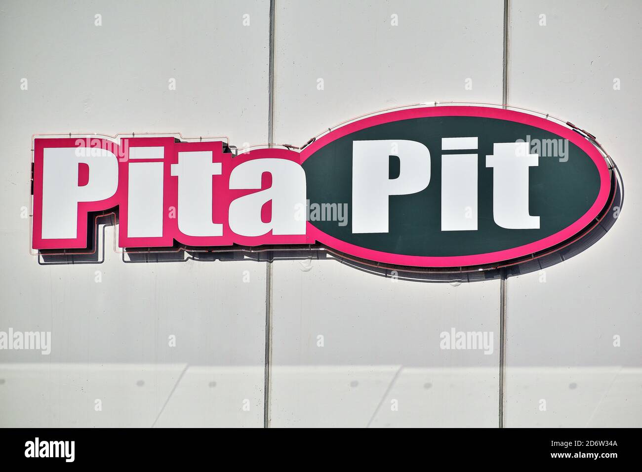 The pita pit logo hi-res stock photography and images - Alamy