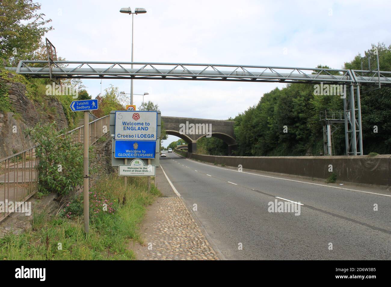 Welcome to England sign. Offa's Dyke Path. National Trail. Long ...