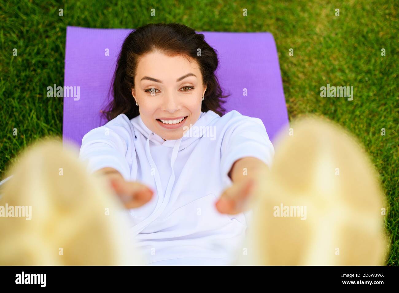 Pull ups tree hi-res stock photography and images - Alamy