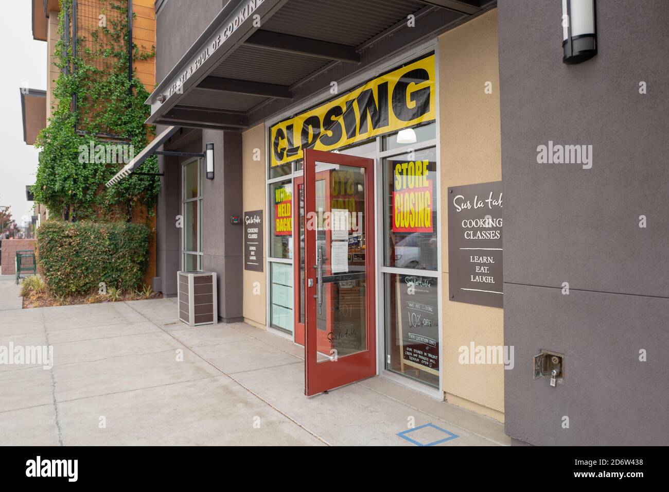 12 signs hi-res stock photography and images - Alamy