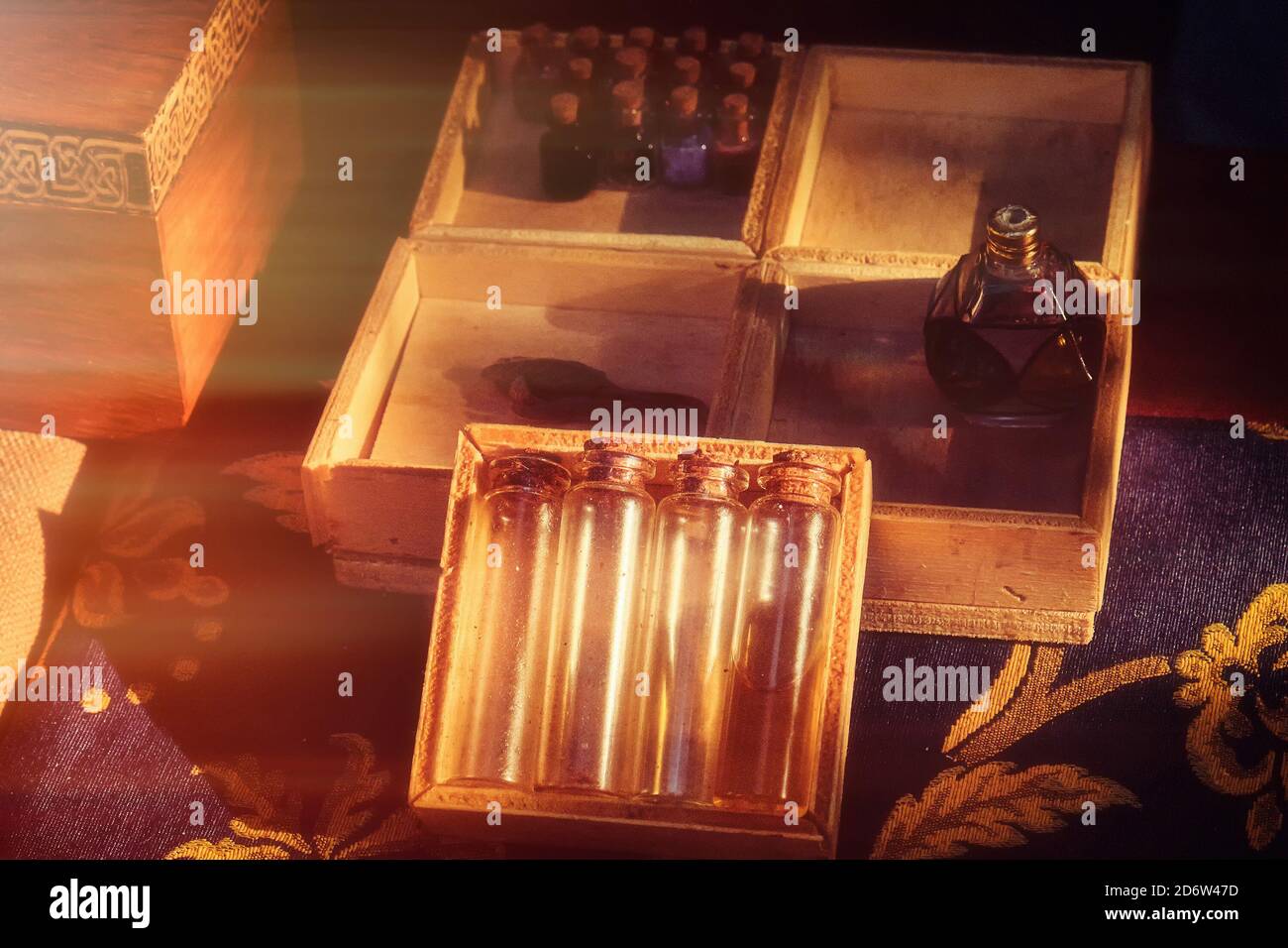 Perfumers hi-res stock photography and images - Alamy