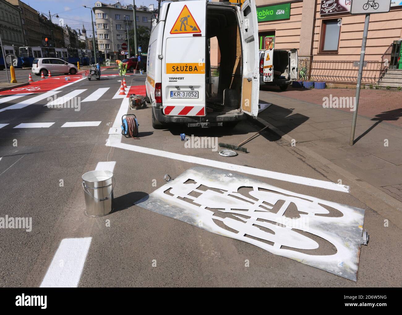 Road signs marking repairing hi-res stock photography and images - Alamy