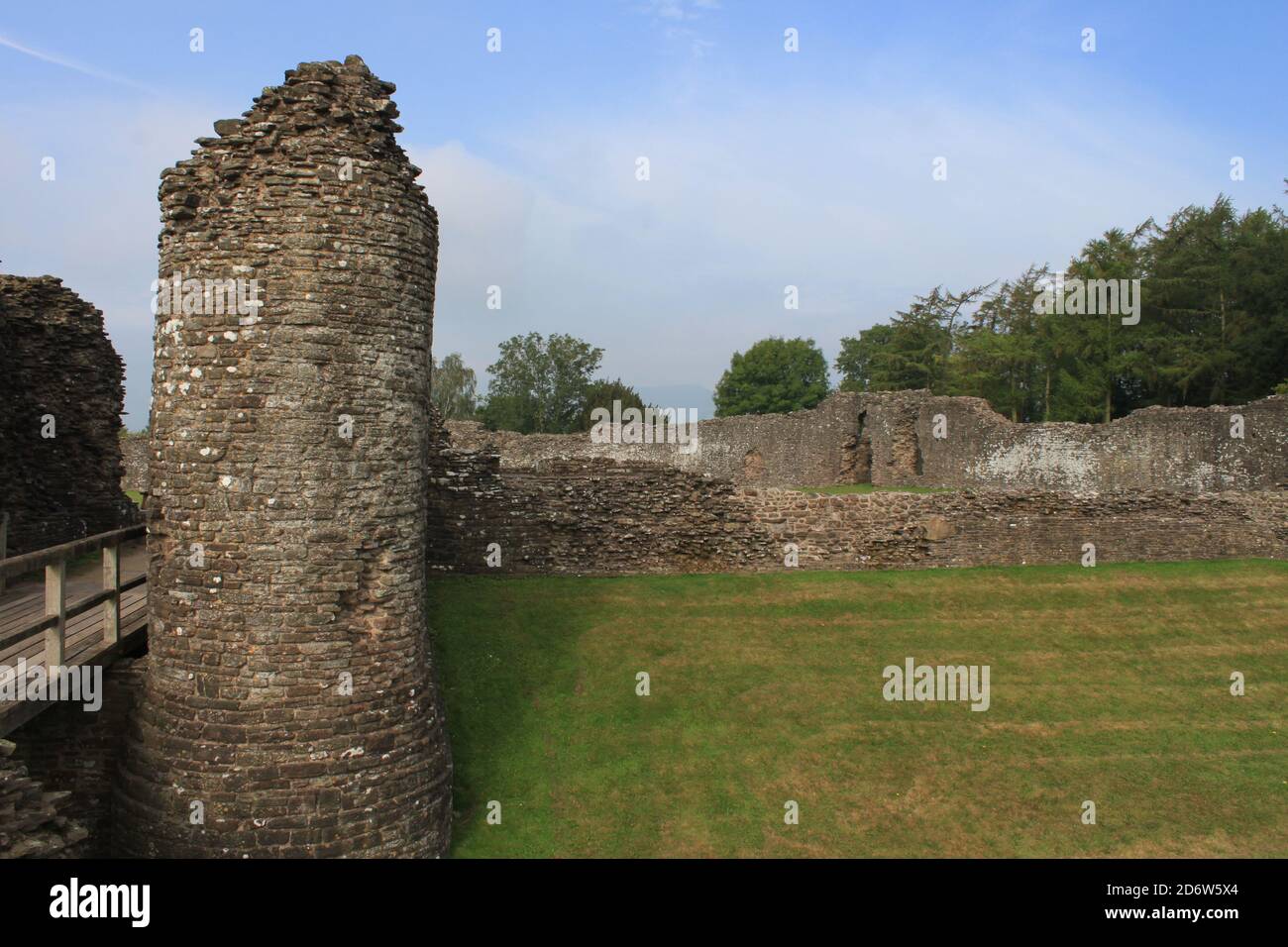 White Castle. Offa's Dyke Path. National Trail. Long-distance trail ...