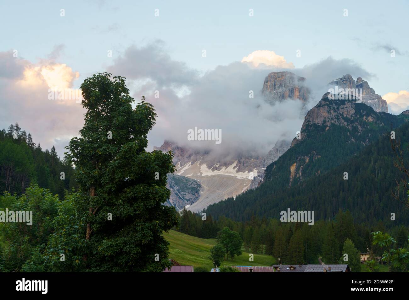 Staulanza pass hi-res stock photography and images - Alamy